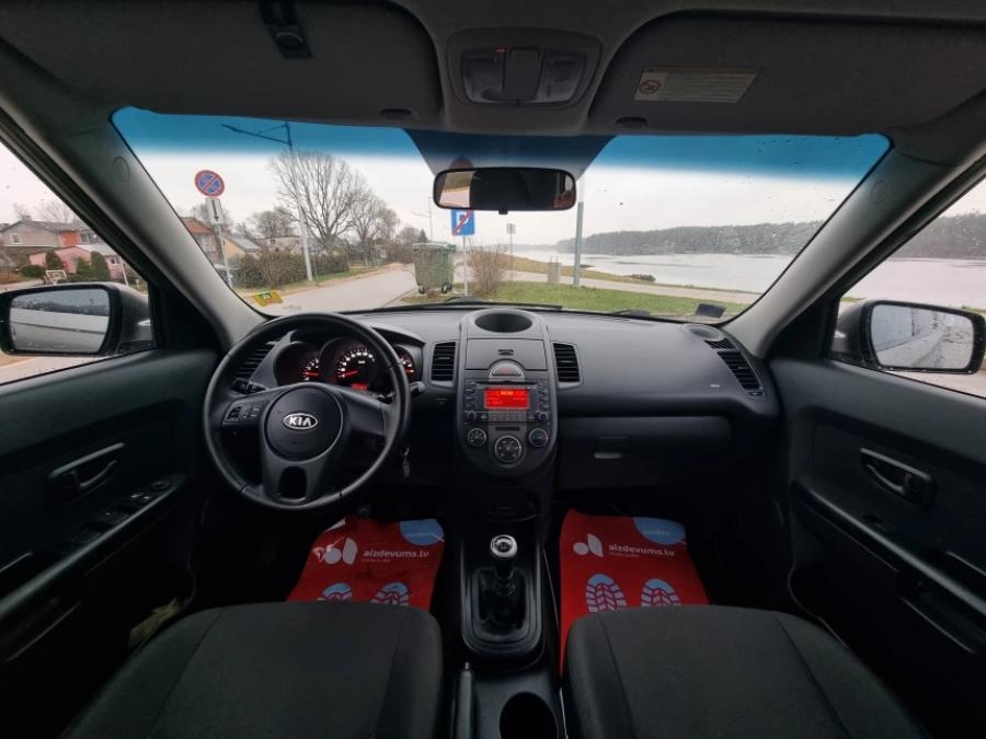 Brown Kia Soul 2009 in Riga, with an engine capacity of 1.60 L and mileage of 212 thousand km for 3990 €, photo 48 on AUTOMOTO.COM.LV