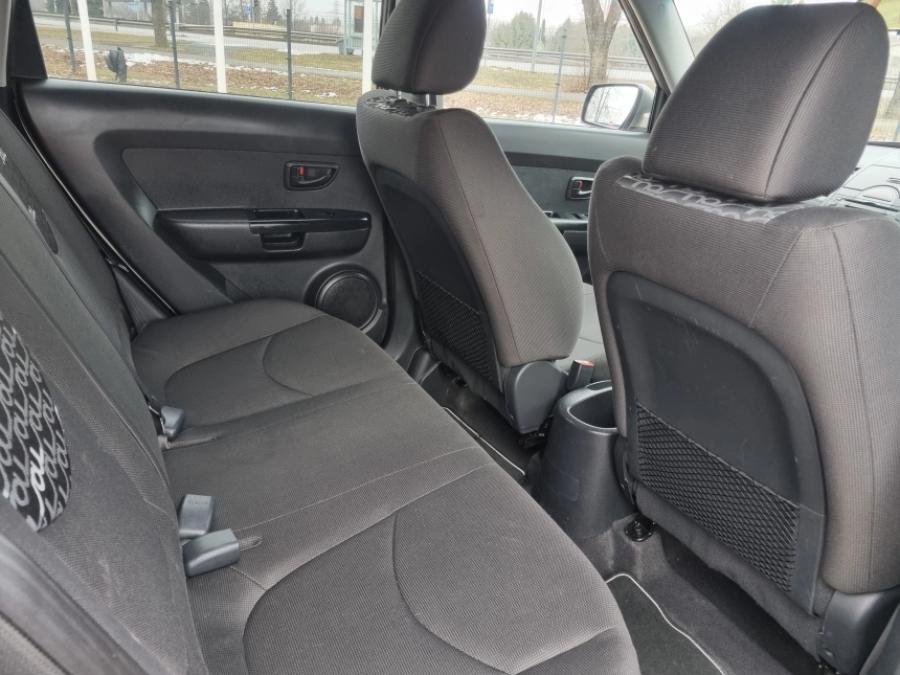 Brown Kia Soul 2009 in Riga, with an engine capacity of 1.60 L and mileage of 212 thousand km for 3990 €, photo 65 on AUTOMOTO.COM.LV