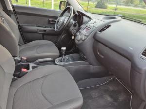 Brown Kia Soul 2009 in Riga, with an engine capacity of 1.60 L and mileage of 212 thousand km for 3990 €, photo 74 on AUTOMOTO.COM.LV