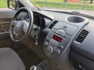 Brown Kia Soul 2009 in Riga, with an engine capacity of 1.60 L and mileage of 212 thousand km for 3990 €, photo 77 on AUTOMOTO.COM.LV