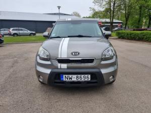 Brown Kia Soul 2009 in Riga, with an engine capacity of 1.60 L and mileage of 212 thousand km for 3990 €, photo 79 on AUTOMOTO.COM.LV