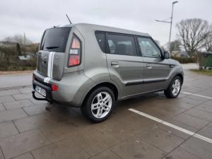 Brown Kia Soul 2009 in Riga, with an engine capacity of 1.60 L and mileage of 212 thousand km for 3990 €, photo 93 on AUTOMOTO.COM.LV