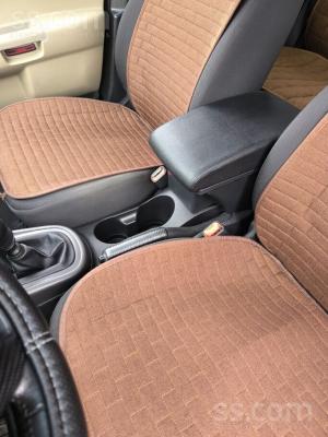 Brown Kia Soul 2009 in Riga, with an engine capacity of 1.60 L and mileage of 262 thousand km for 4300 €, photo 9 on AUTOMOTO.COM.LV