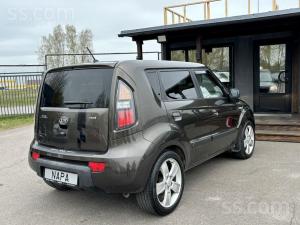 Brūns Kia Soul 2009 Rīga, ar dzinēja tilpumu 1.60 L un nobraukumu 261 tūkst. km par 3690 €, foto 9 vietnē AUTOMOTO.COM.LV