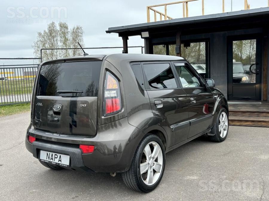 Brūns Kia Soul 2009 Rīga, ar dzinēja tilpumu 1.60 L un nobraukumu 261 tūkst. km par 3690 €, foto 9 vietnē AUTOMOTO.COM.LV