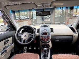 Brūns Kia Soul 2009 Rīga, ar dzinēja tilpumu 1.60 L un nobraukumu 261 tūkst. km par 3690 €, foto 12 vietnē AUTOMOTO.COM.LV
