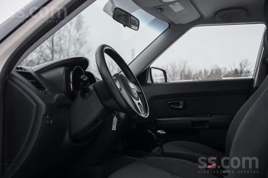 Brūns Kia Soul 2011 Rīga, ar dzinēja tilpumu 1.60 L un nobraukumu 206 tūkst. km par 2990 €, foto 17 vietnē AUTOMOTO.COM.LV