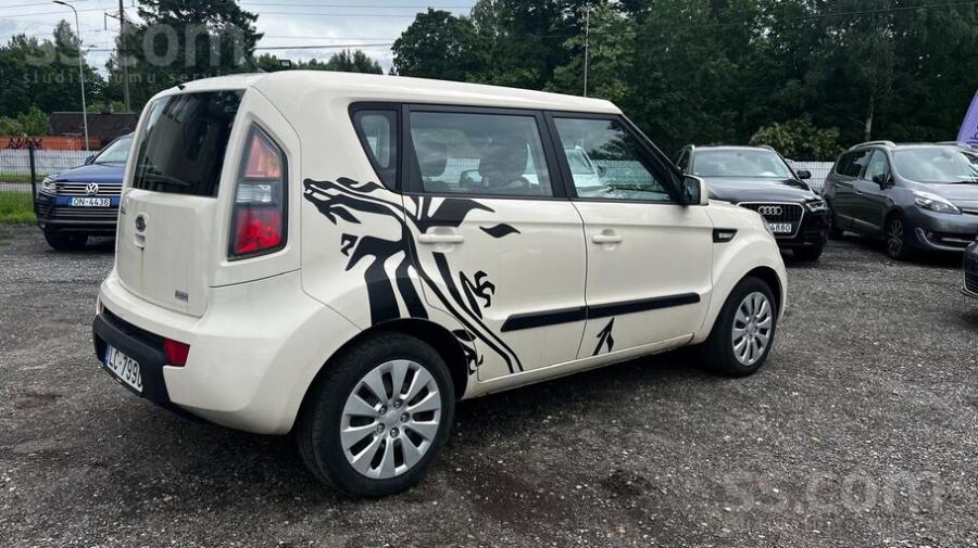 Brūns Kia Soul 2011 Rīga, ar dzinēja tilpumu 1.60 L un nobraukumu 206 tūkst. km par 1790 €, foto 5 vietnē AUTOMOTO.COM.LV