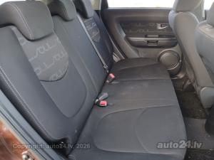Brown Kia Soul 2012 in Tallinn, with an engine capacity of 1.60 L and mileage of 286 thousand km for 3333 €, photo 15 on AUTOMOTO.COM.LV
