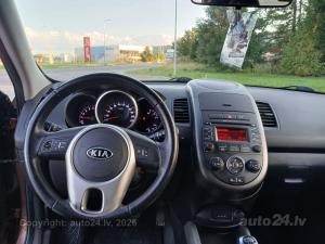 Brown Kia Soul 2012 in Tallinn, with an engine capacity of 1.60 L and mileage of 286 thousand km for 3333 €, photo 16 on AUTOMOTO.COM.LV