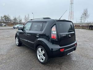 Kia Soul 2009 in Alytus, with an engine capacity of 1.59 L and mileage of 223 thousand km for 3950 €, photo 7 on AUTOMOTO.COM.LV