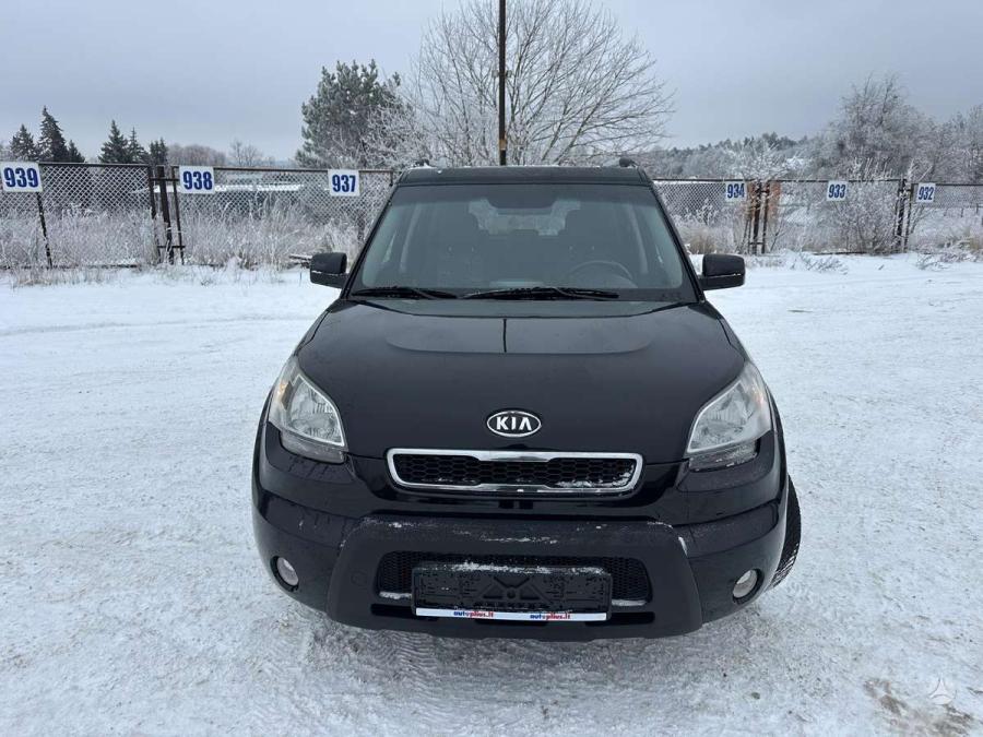 Kia Soul 2009 in Alytus, with an engine capacity of 1.59 L and mileage of 223 thousand km for 3900 €, photo 3 on AUTOMOTO.COM.LV