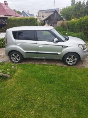 Kia Soul 2009 Panevēža, ar dzinēja tilpumu 1.60 L un nobraukumu 249 tūkst. km par 2100 €, foto 5 vietnē AUTOMOTO.COM.LV