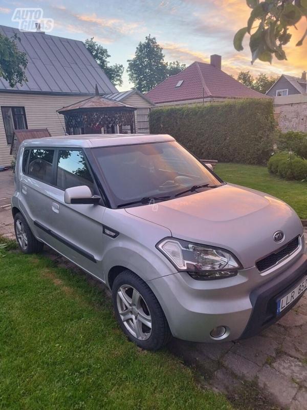 Kia Soul 2009 in Panevezys, with an engine capacity of 1.60 L and mileage of 249 thousand km for 2100 €, photo 8 on AUTOMOTO.COM.LV