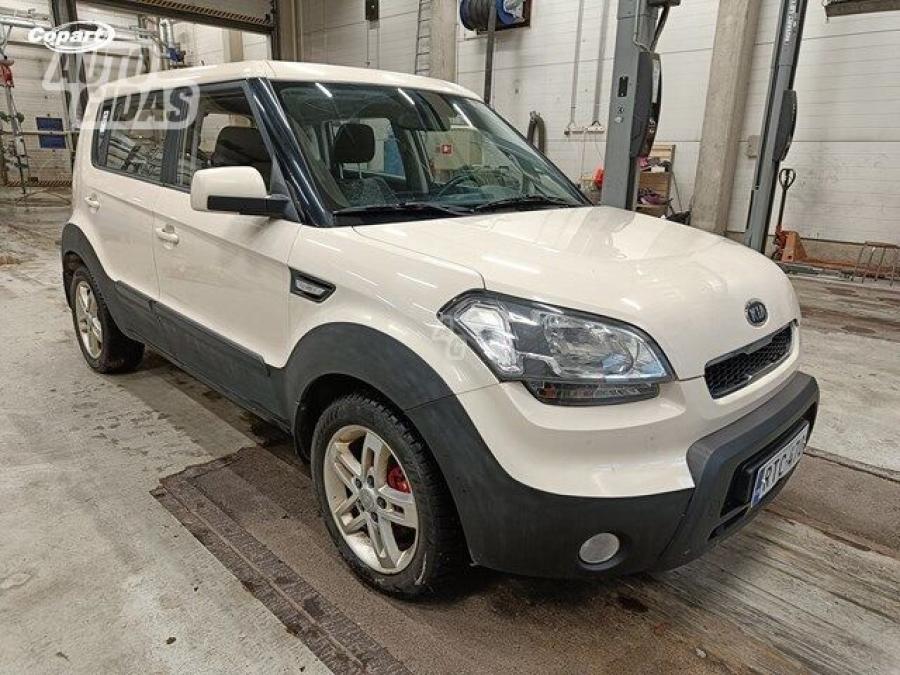 Kia Soul 2011 in Ariogala, with an engine capacity of 1.60 L and mileage of 280 thousand km for 2500 €, photo 4 on AUTOMOTO.COM.LV