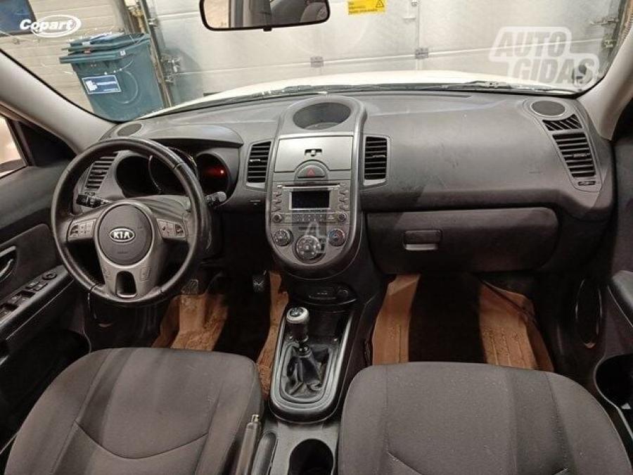 Kia Soul 2011 in Ariogala, with an engine capacity of 1.60 L and mileage of 280 thousand km for 2500 €, photo 8 on AUTOMOTO.COM.LV