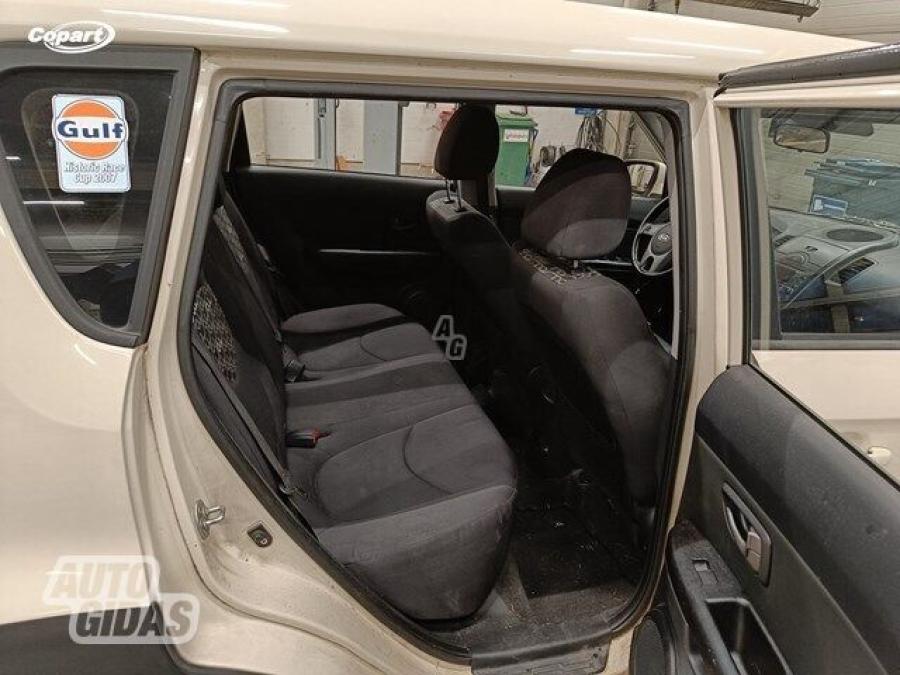 Kia Soul 2011 in Ariogala, with an engine capacity of 1.60 L and mileage of 280 thousand km for 2500 €, photo 11 on AUTOMOTO.COM.LV