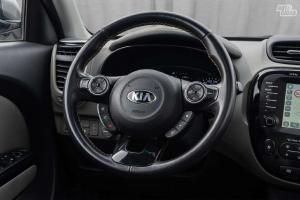 Kia Soul 2016 in Marijampole, with an engine capacity of 1.60 L and mileage of 172 thousand km for 9750 €, photo 16 on AUTOMOTO.COM.LV