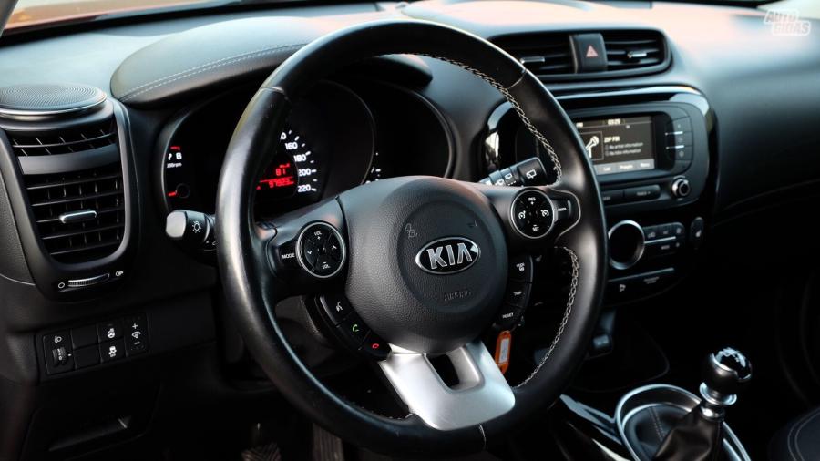 Kia Soul 2018 Marijampole, ar dzinēja tilpumu 1.60 L un nobraukumu 97 tūkst. km par 8500 €, foto 17 vietnē AUTOMOTO.COM.LV