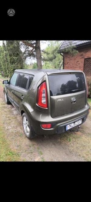 Zaļš Kia Soul 2012 Kauņa, ar dzinēja tilpumu 1.60 L un nobraukumu 200 tūkst. km par 4800 €, foto 4 vietnē AUTOMOTO.COM.LV