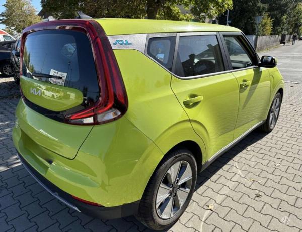 Zaļš Kia Soul 2021 Viļņa, ar dzinēja tilpumu 0.00 L un nobraukumu 15 tūkst. km par 13500 €, foto 4 vietnē AUTOMOTO.COM.LV