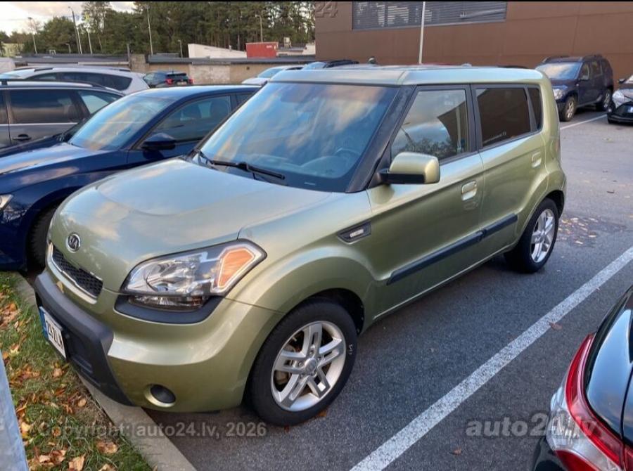 Zaļš Kia Soul 2010 Tallina, ar dzinēja tilpumu 2.00 L un nobraukumu 60 tūkst. km par 3990 €, foto 1 vietnē AUTOMOTO.COM.LV