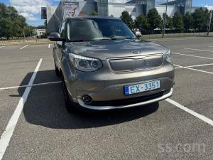 Pelēks Kia Soul 2018 Rīga, ar dzinēja tilpumu 0.00 L un nobraukumu 72 tūkst. km par 8800 €, foto 3 vietnē AUTOMOTO.COM.LV