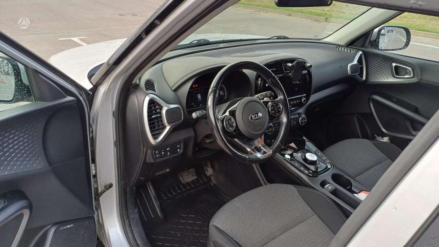 Pelēks Kia Soul 2020 Kauņa, ar dzinēja tilpumu 0.00 L un nobraukumu 116 tūkst. km par 14440 €, foto 5 vietnē AUTOMOTO.COM.LV