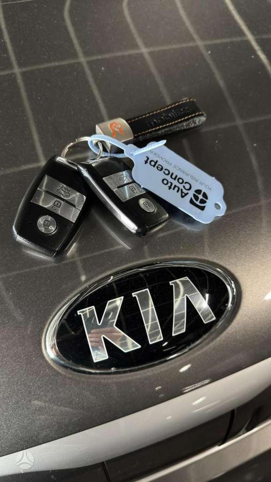 Grey Kia Soul 2015 in Kaunas, with an engine capacity of 0.00 L and mileage of 75 thousand km for 4350 €, photo 23 on AUTOMOTO.COM.LV