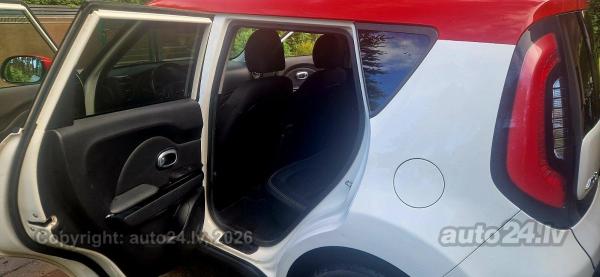 Kia Soul 2015 Tallina, ar dzinēja tilpumu 1.60 L un nobraukumu 208 tūkst. km par 9500 €, foto 8 vietnē AUTOMOTO.COM.LV