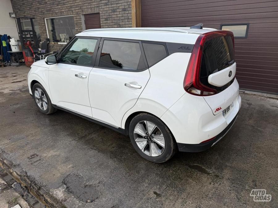 Kia Soul 2020 Viļņa, ar dzinēja tilpumu 0.00 L un nobraukumu 68 tūkst. km par 10500 €, foto 4 vietnē AUTOMOTO.COM.LV