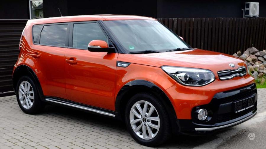 Oranžs Kia Soul 2018 Marijampole, ar dzinēja tilpumu 1.60 L un nobraukumu 97 tūkst. km par 8700 €, foto 3 vietnē AUTOMOTO.COM.LV