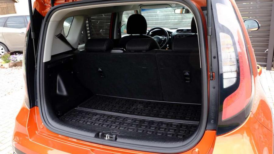 Oranžs Kia Soul 2018 Marijampole, ar dzinēja tilpumu 1.60 L un nobraukumu 97 tūkst. km par 8700 €, foto 13 vietnē AUTOMOTO.COM.LV