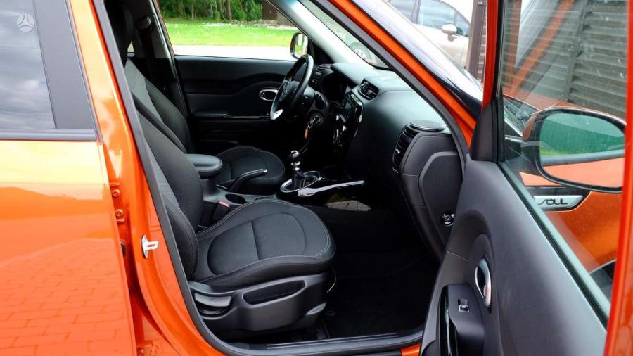 Oranžs Kia Soul 2018 Marijampole, ar dzinēja tilpumu 1.60 L un nobraukumu 97 tūkst. km par 8700 €, foto 14 vietnē AUTOMOTO.COM.LV