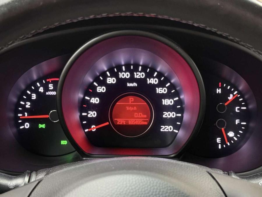 Red Kia Soul 2017 in Marijampole, with an engine capacity of 1.58 L and mileage of 185 thousand km for 10500 €, photo 25 on AUTOMOTO.COM.LV