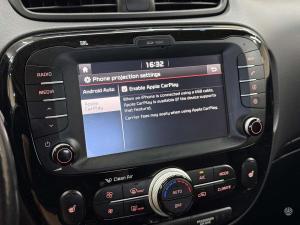 Red Kia Soul 2017 in Marijampole, with an engine capacity of 1.58 L and mileage of 185 thousand km for 10500 €, photo 27 on AUTOMOTO.COM.LV