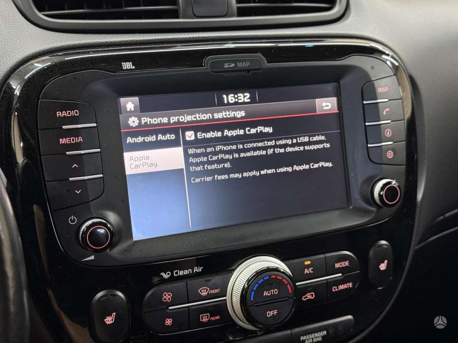 Red Kia Soul 2017 in Marijampole, with an engine capacity of 1.58 L and mileage of 185 thousand km for 10500 €, photo 27 on AUTOMOTO.COM.LV