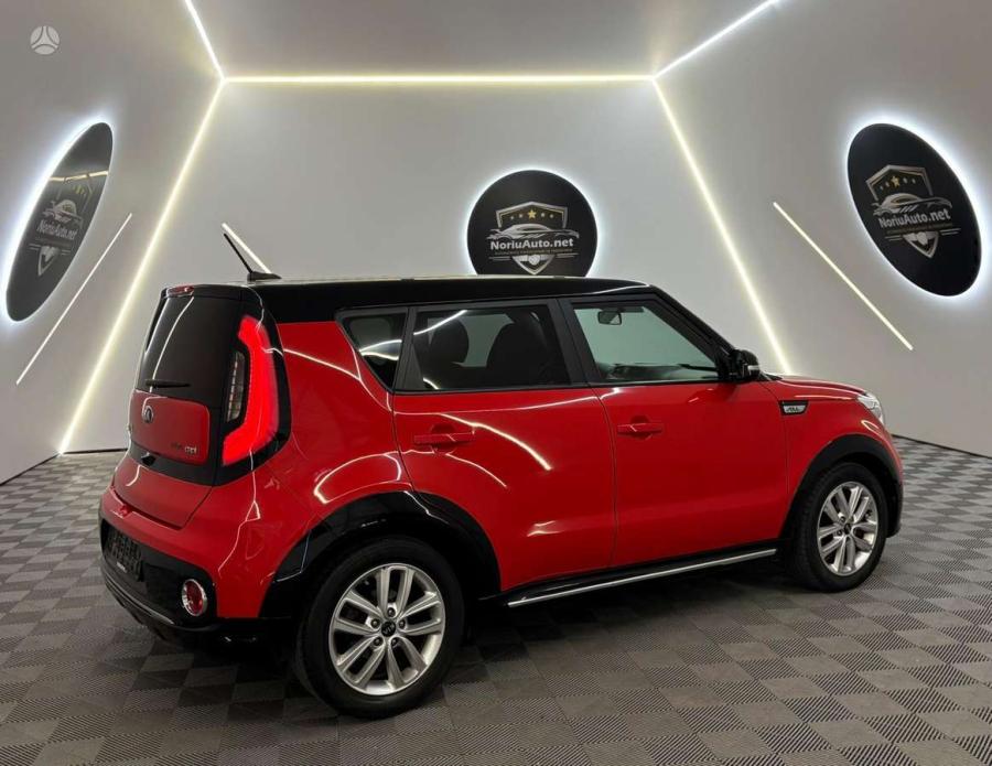 Sarkans Kia Soul 2017 Marijampole, ar dzinēja tilpumu 1.58 L un nobraukumu 186 tūkst. km par 9999 €, foto 6 vietnē AUTOMOTO.COM.LV