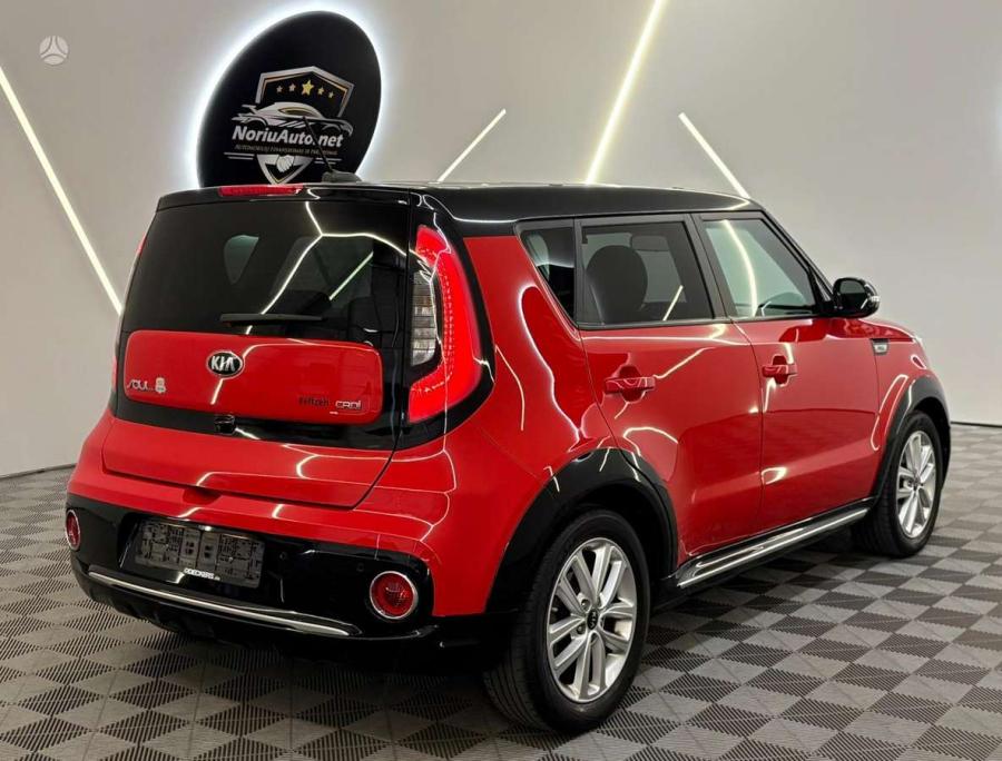 Sarkans Kia Soul 2017 Marijampole, ar dzinēja tilpumu 1.58 L un nobraukumu 186 tūkst. km par 9999 €, foto 24 vietnē AUTOMOTO.COM.LV