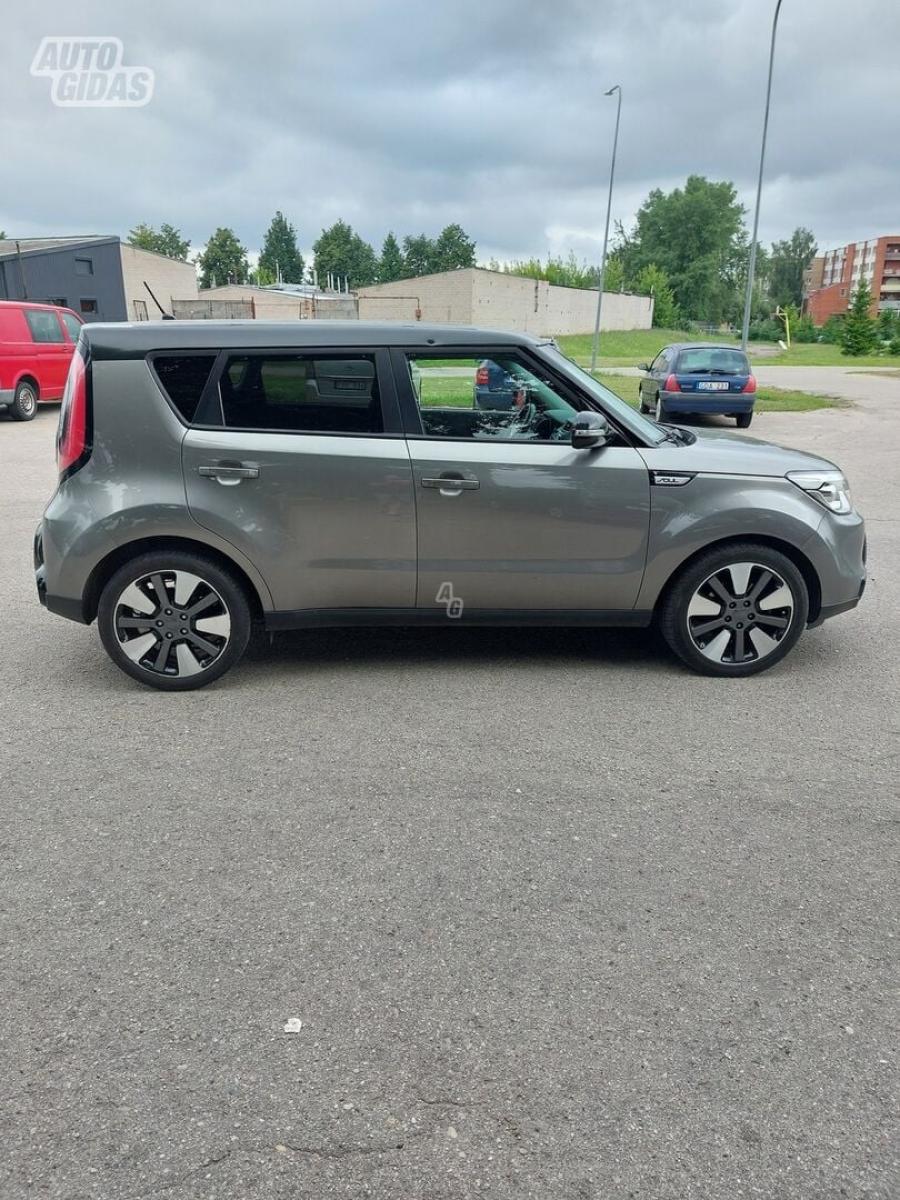 Kia Soul 2016 in Panevezys, with an engine capacity of 1.60 L and mileage of 173 thousand km for 5800 €, photo 4 on AUTOMOTO.COM.LV