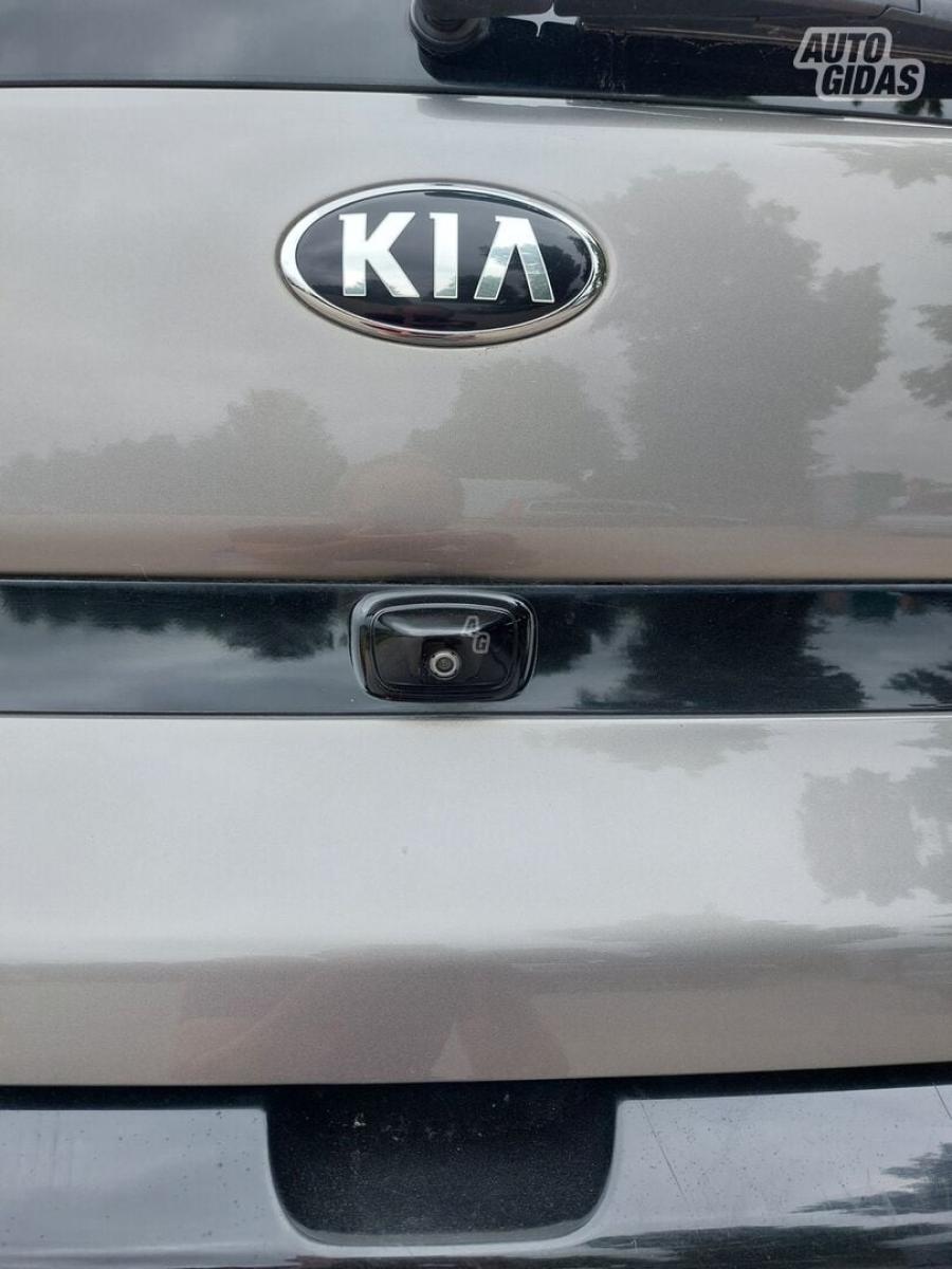 Kia Soul 2016 in Panevezys, with an engine capacity of 1.60 L and mileage of 173 thousand km for 5800 €, photo 11 on AUTOMOTO.COM.LV