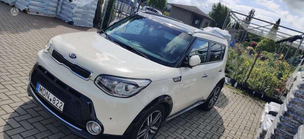 Balts Kia Soul 2016 Kauņa, ar dzinēja tilpumu 1.58 L un nobraukumu 139 tūkst. km par 11000 €, foto 1 vietnē AUTOMOTO.COM.LV