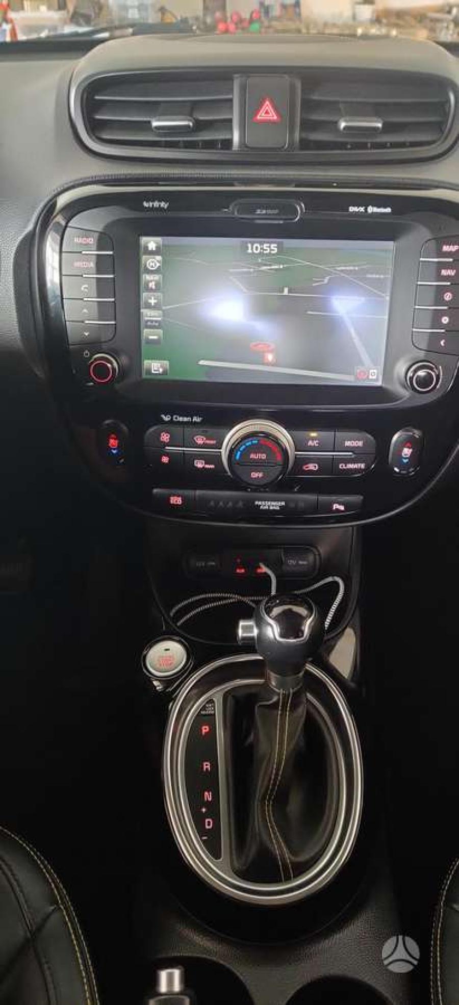 White Kia Soul 2016 in Kaunas, with an engine capacity of 0.00 L and mileage of 0 thousand km for 10500 €, photo 10 on AUTOMOTO.COM.LV