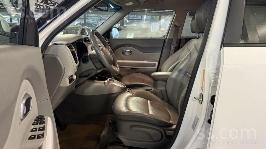 Balts Kia Soul 2018 Rīga, ar dzinēja tilpumu 1.60 L un nobraukumu 101 tūkst. km par 10700 €, foto 11 vietnē AUTOMOTO.COM.LV