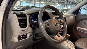 Balts Kia Soul 2018 Rīga, ar dzinēja tilpumu 1.60 L un nobraukumu 101 tūkst. km par 10700 €, foto 18 vietnē AUTOMOTO.COM.LV
