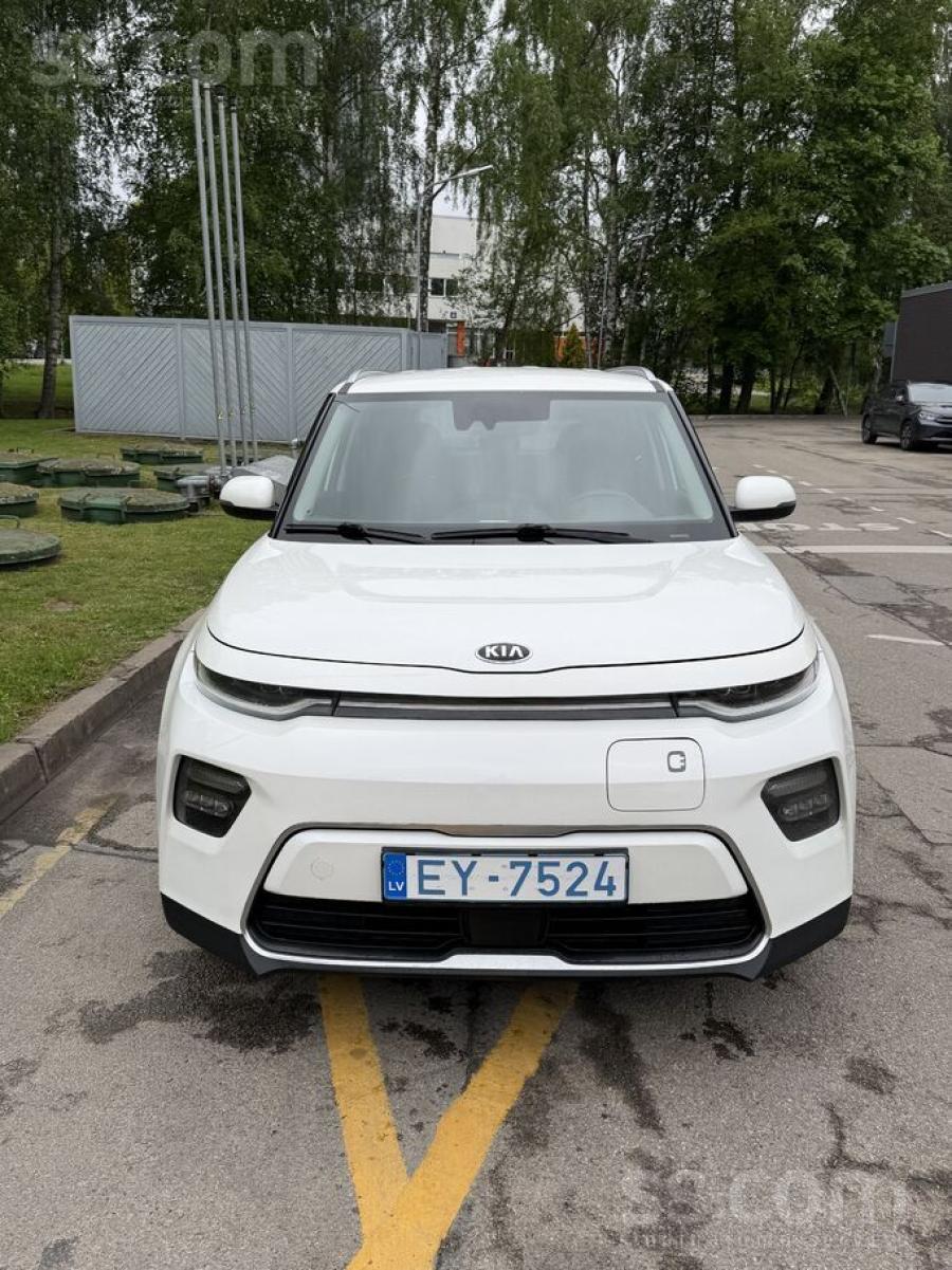 Balts Kia Soul 2020 Rīga, ar dzinēja tilpumu 1.60 L un nobraukumu 277 tūkst. km par 8777 €, foto 3 vietnē AUTOMOTO.COM.LV