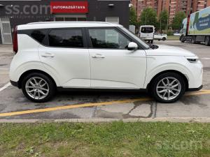 Balts Kia Soul 2020 Rīga, ar dzinēja tilpumu 1.60 L un nobraukumu 277 tūkst. km par 8777 €, foto 4 vietnē AUTOMOTO.COM.LV