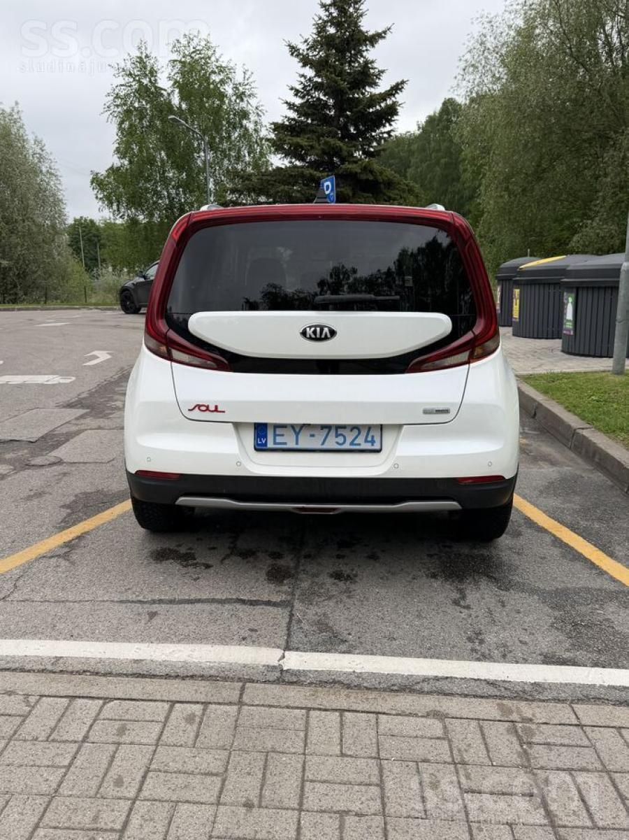 Balts Kia Soul 2020 Rīga, ar dzinēja tilpumu 1.60 L un nobraukumu 277 tūkst. km par 8777 €, foto 5 vietnē AUTOMOTO.COM.LV