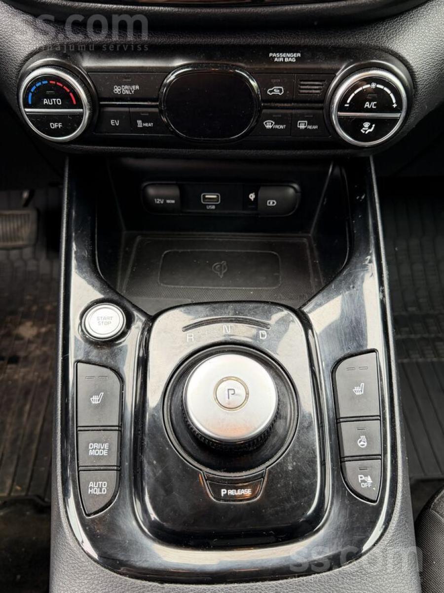 Balts Kia Soul 2020 Rīga, ar dzinēja tilpumu 1.60 L un nobraukumu 277 tūkst. km par 8777 €, foto 10 vietnē AUTOMOTO.COM.LV