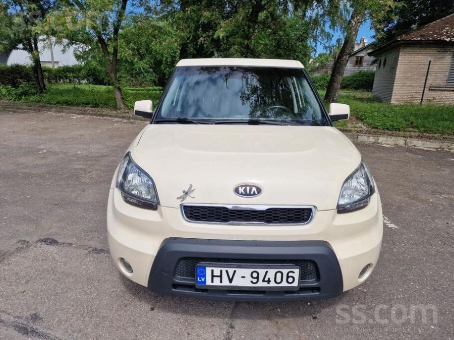 Balts Kia Soul 2010 Rīga, ar dzinēja tilpumu 1.60 L un nobraukumu 235 tūkst. km par 3950 €, foto 7 vietnē AUTOMOTO.COM.LV